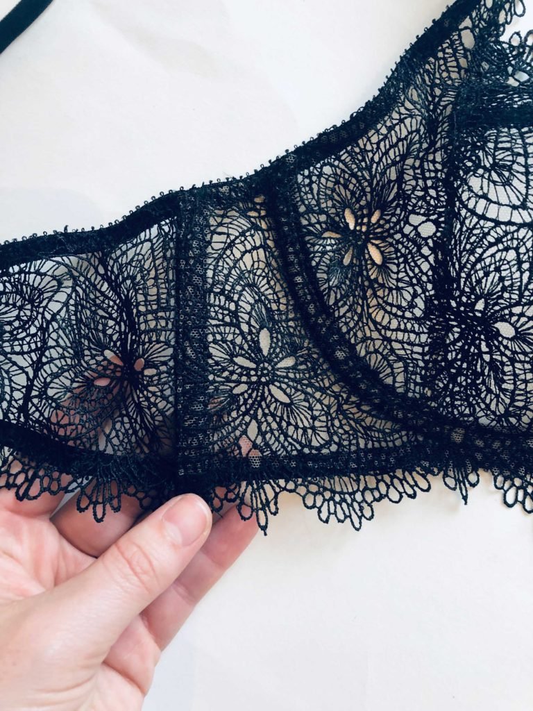 Plus Size lace bra with full cup Marianna Giordana